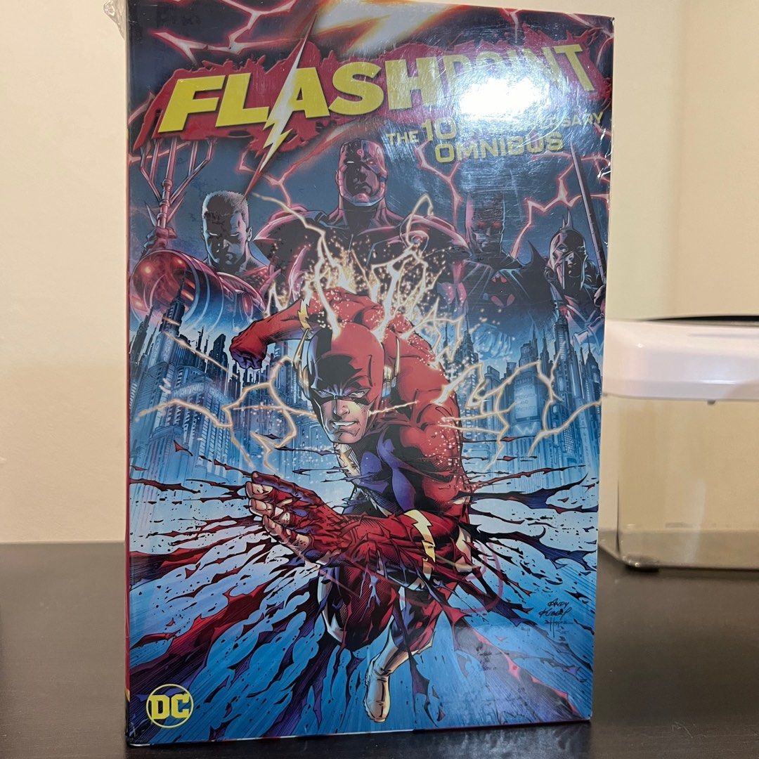 Flashpoint: The 10th Anniversary Omnibus, Hobbies & Toys, Books ...