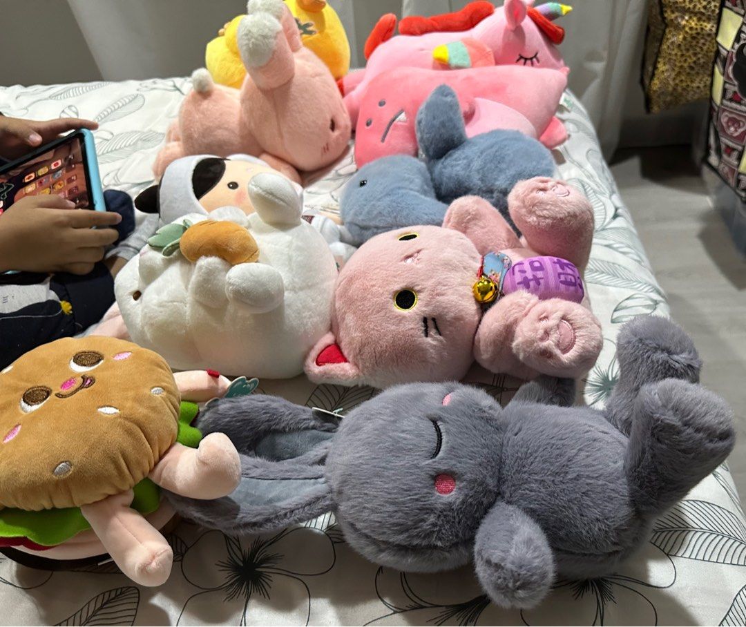 Fun Claw Plush Toys, Hobbies & Toys, Toys & Games on Carousell