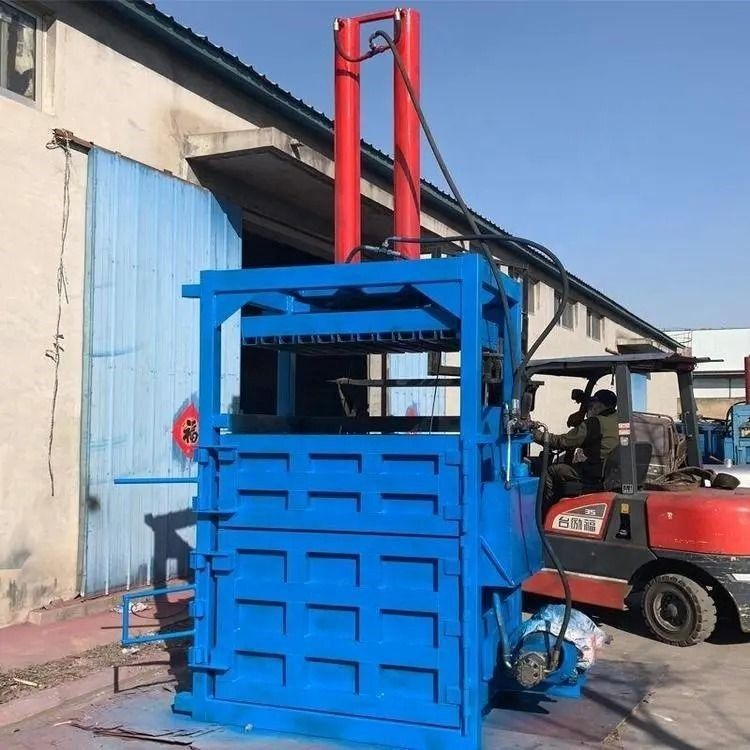 Garbage press machine baler machine 40tonner, Commercial & Industrial ...