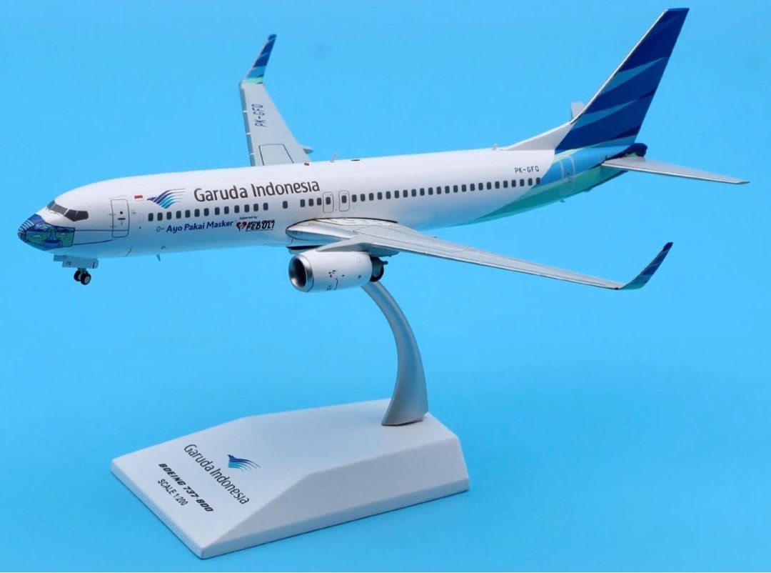 Garuda Indonesia Boeing 737-800 Ayo Pakai Masker 1:200, Hobbies & Toys ...