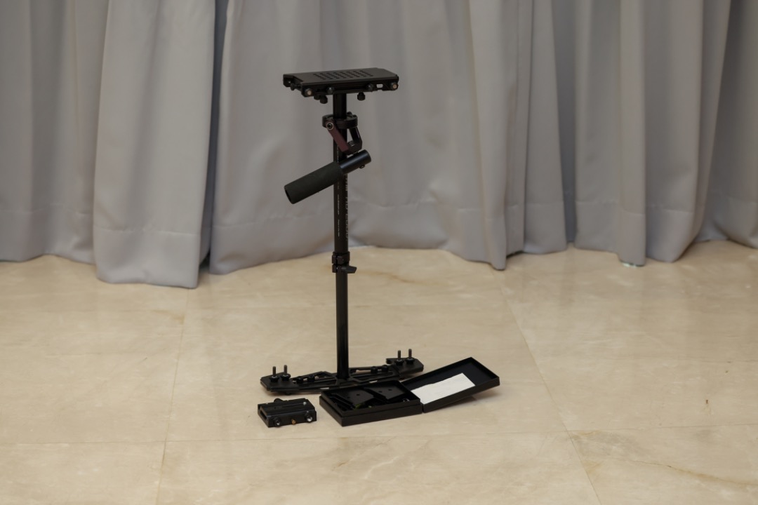 Glidecam HD 2000 Stabiliser, Photography, Photography Accessories ...