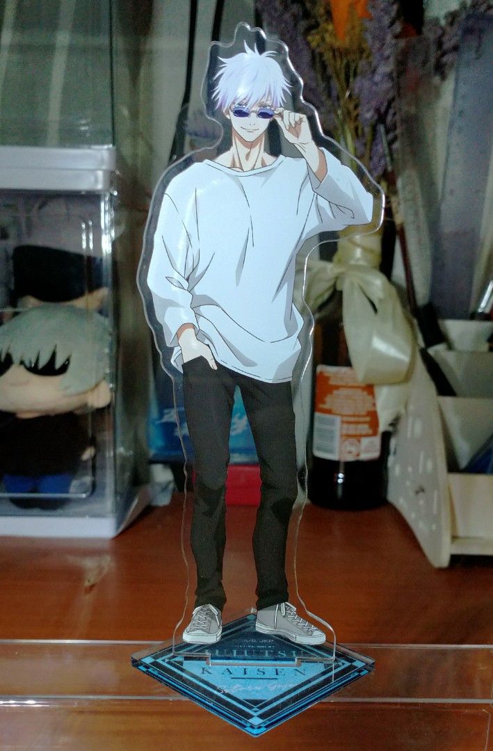 Gojo Satoru Casual Acrylic Standee, Hobbies & Toys, Toys & Games on ...