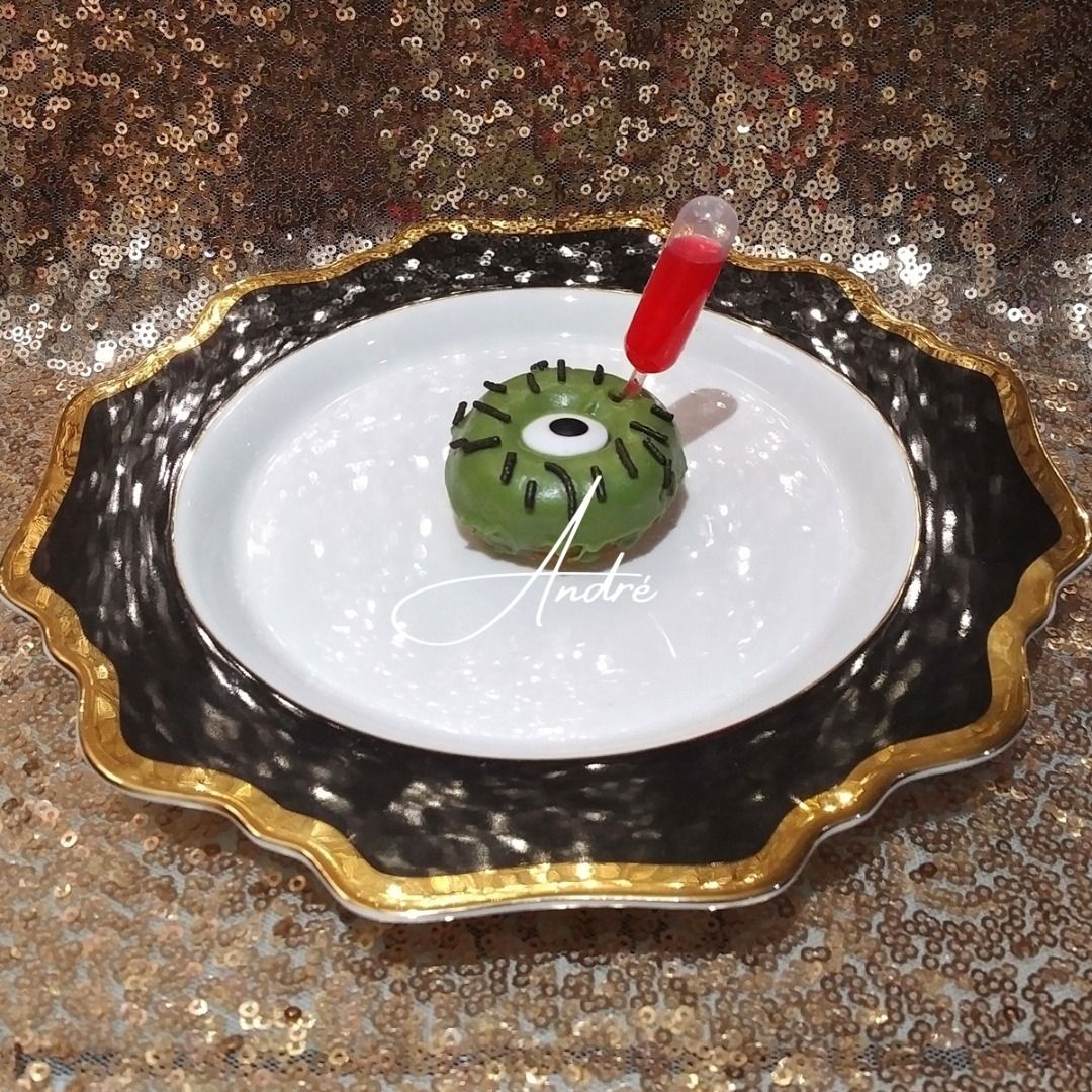 Green Eyed Monster with Injection Halloween Mini Donut in Dome, Food ...