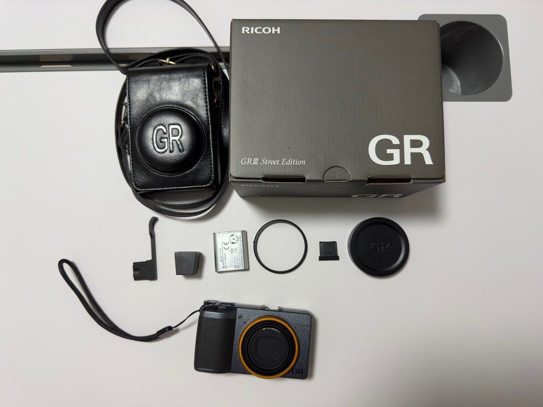 GRiii street edition gr3, Photography, Cameras on Carousell
