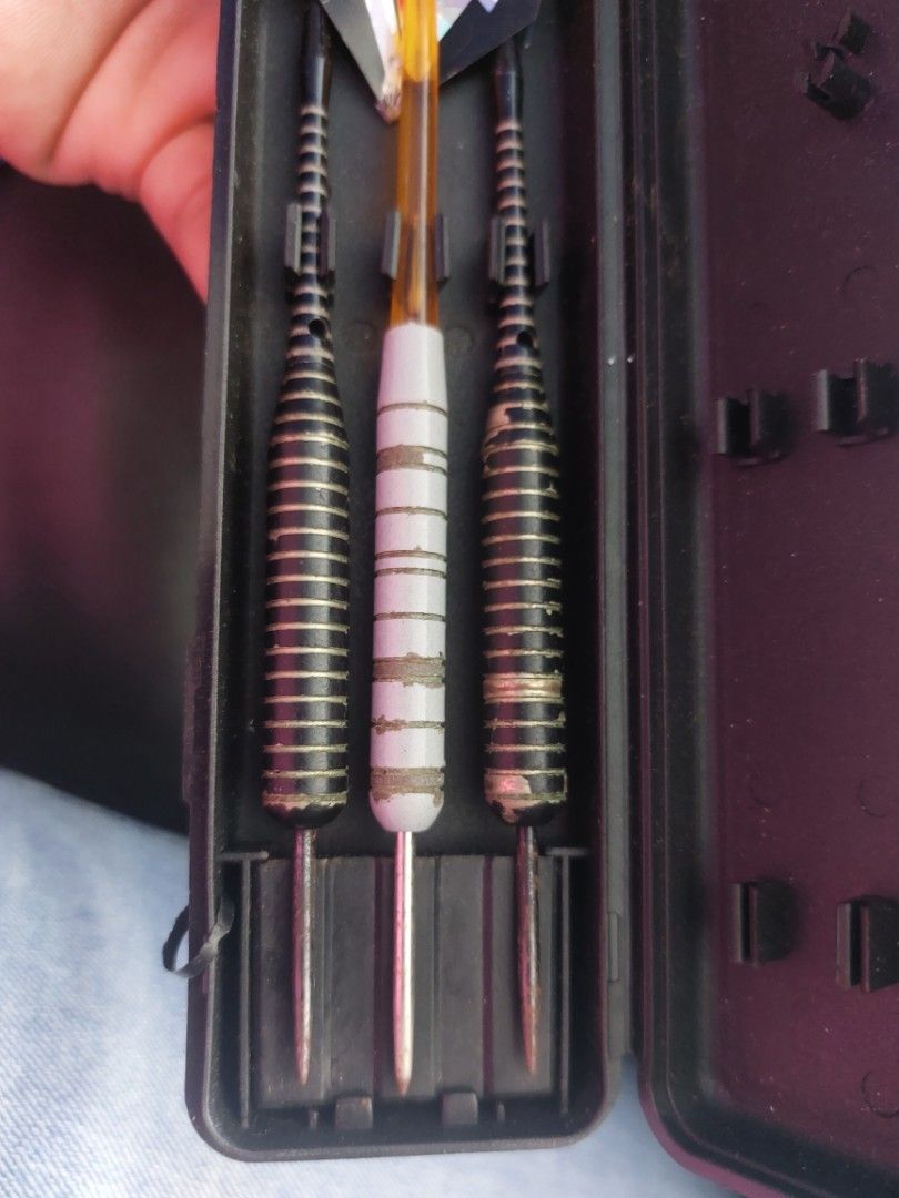 Harrows dart pin, Hobbies & Toys, Toys & Games on Carousell