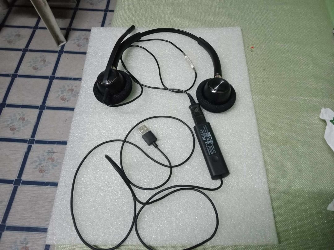 headset Plantronics DA70, Audio, Headphones & Headsets on Carousell