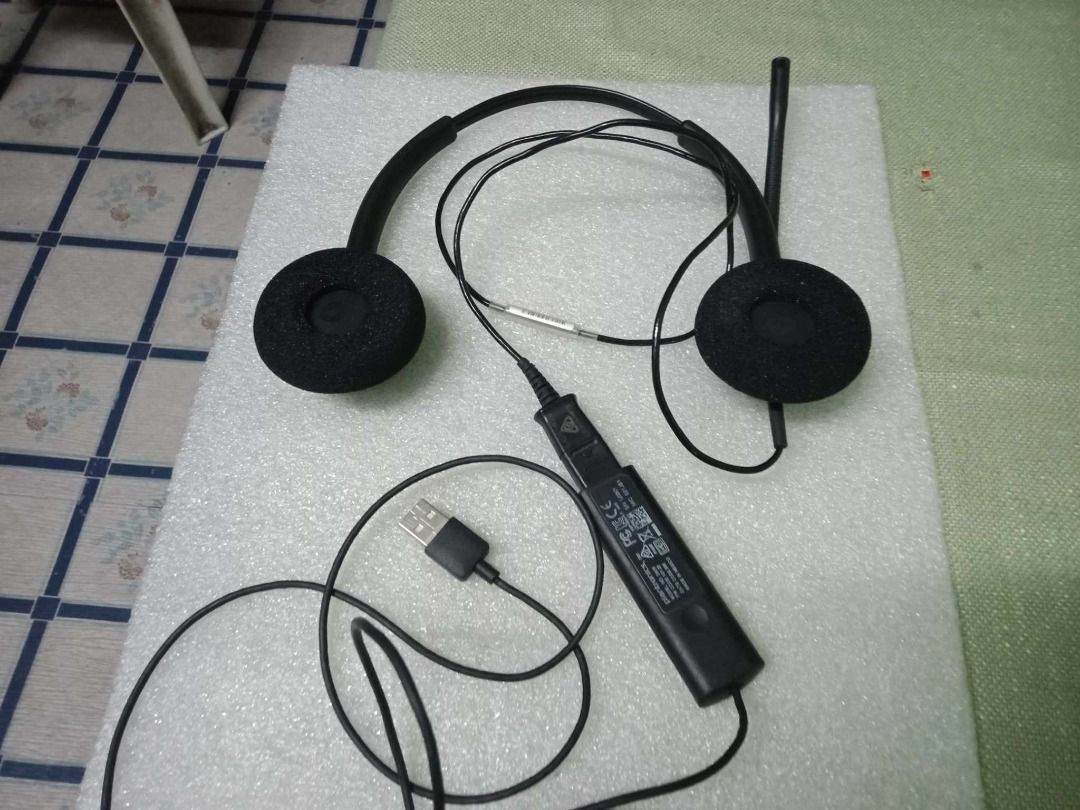 headset Plantronics DA70, Audio, Headphones & Headsets on Carousell