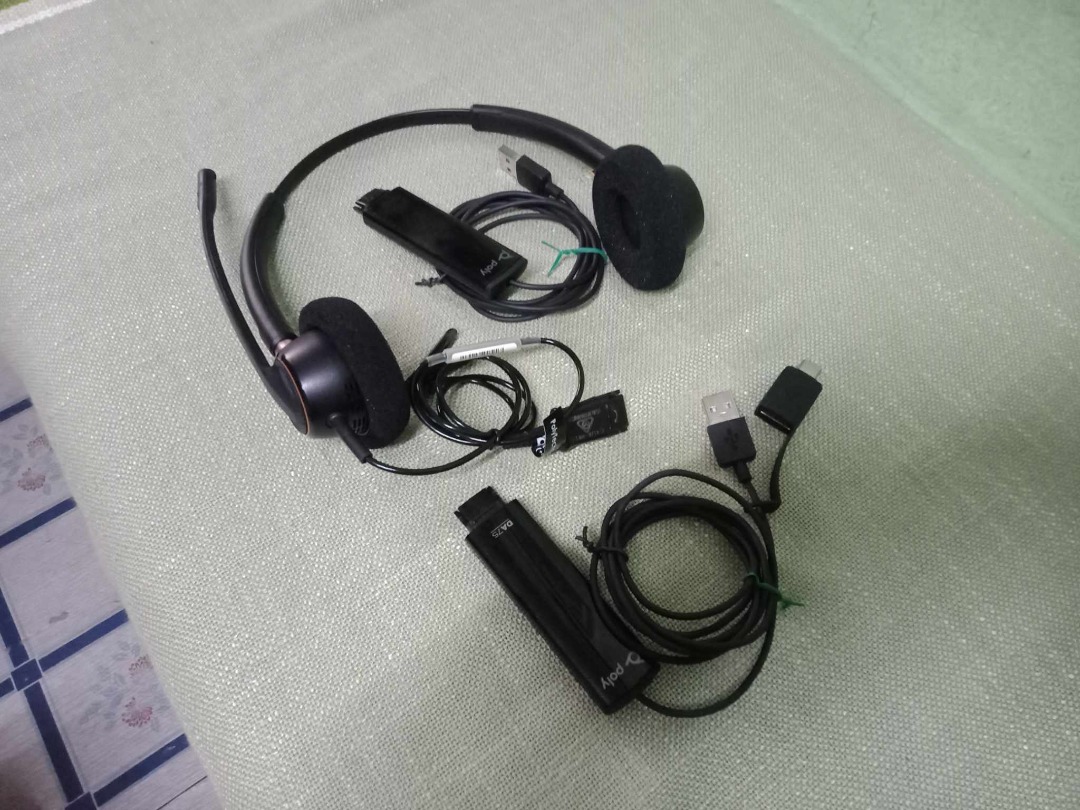 headset Plantronics DA70 at DA75, Audio, Headphones & Headsets on Carousell