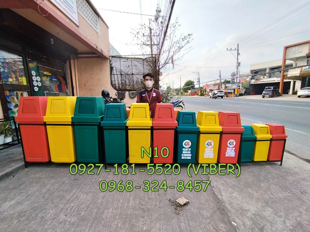 hooded trash bin small, Furniture & Home Living, Cleaning & Homecare ...