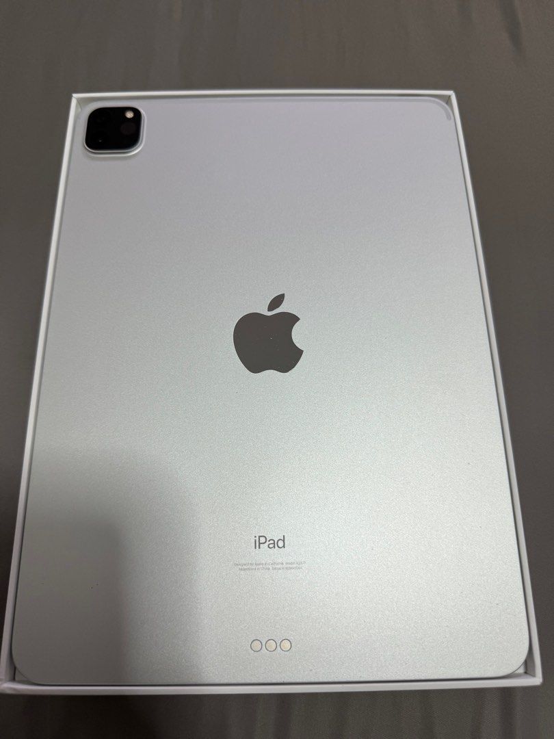 iPad Pro 11 3rd Gen WiFi Silver 128GB, Mobile Phones & Gadgets, Tablets ...