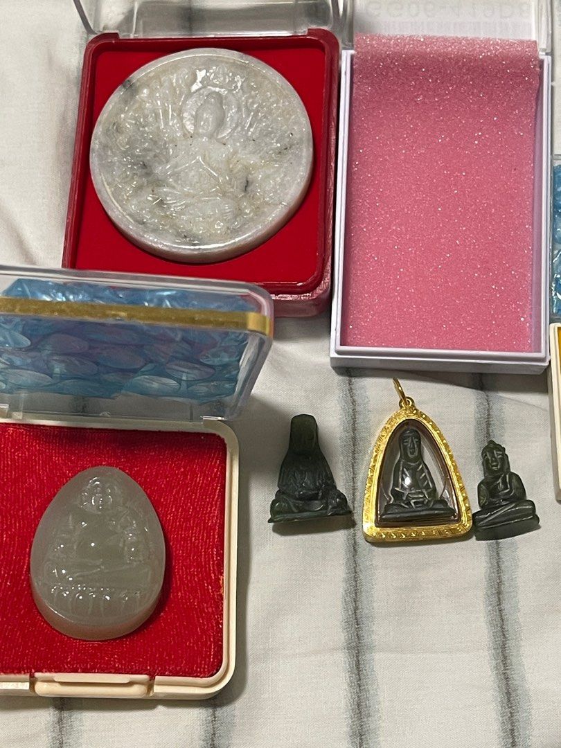 Jade amulet, Hobbies & Toys, Memorabilia & Collectibles, Religious ...