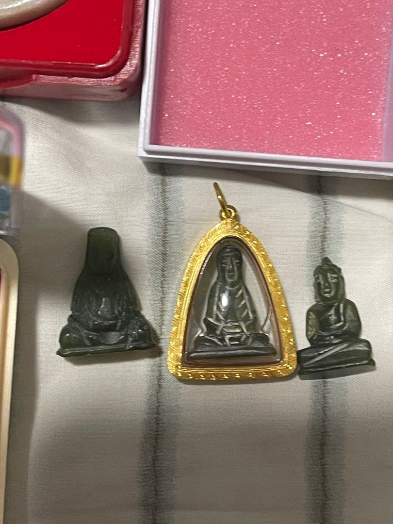 Jade amulet, Hobbies & Toys, Memorabilia & Collectibles, Religious ...