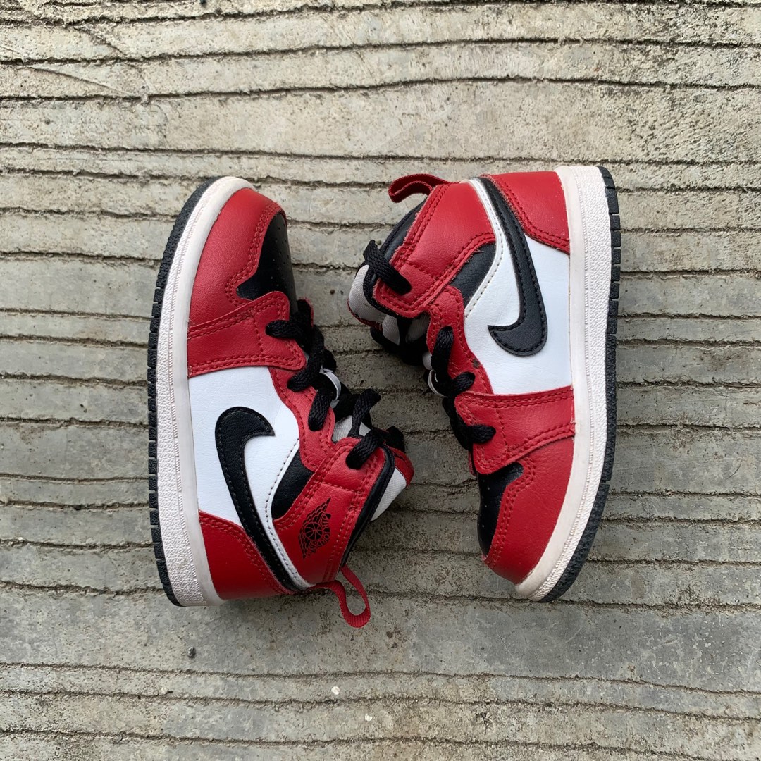 Jordan 1 Chicago Mid for Toddlers 7C, Babies & Kids, Babies & Kids ...