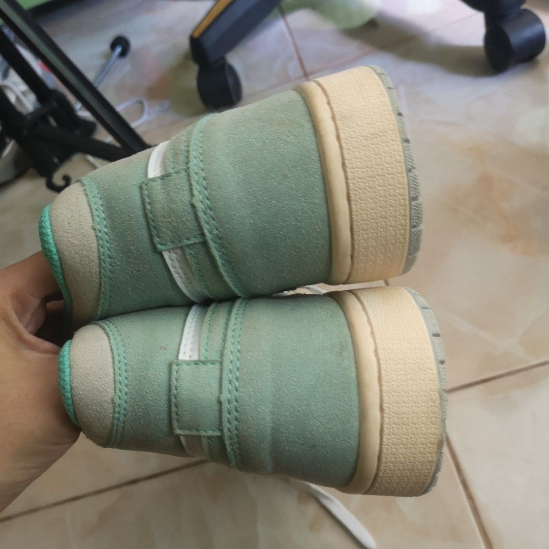 Kasut Nike Air Jordan 1 8.5uk RM78, Men's Fashion, Footwear, Sneakers ...