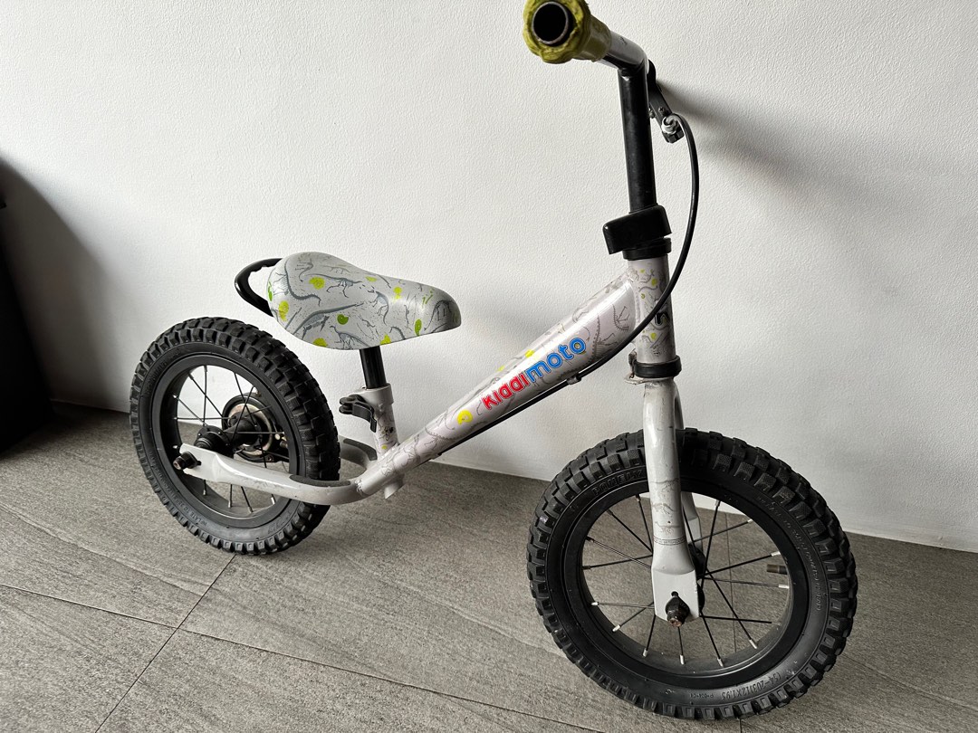 Kiddi moto balance bike, Sports Equipment, Bicycles & Parts, Bicycles on Carousell