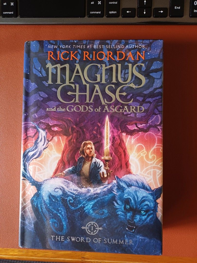 Magnus Chase: The Sword of Summer, Hobbies & Toys, Books & Magazines ...