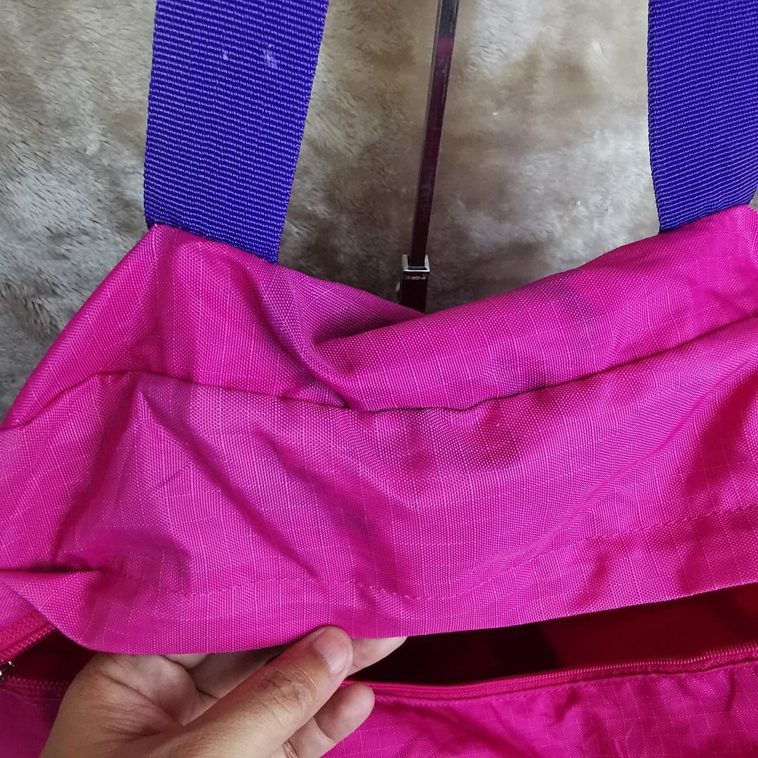 Merrell Duffle Gym Shoulder Bag, Women's Fashion, Bags & Wallets ...