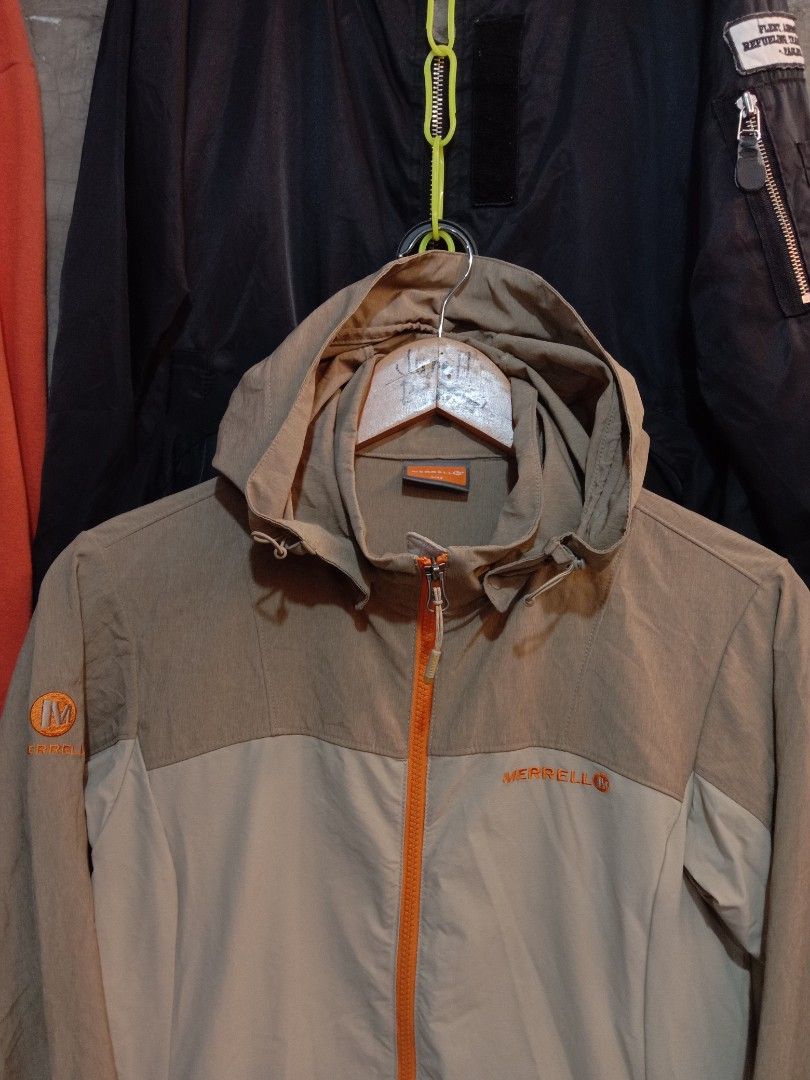 Merrell Windbreaker Jacket, Women's Fashion, Coats, Jackets and ...