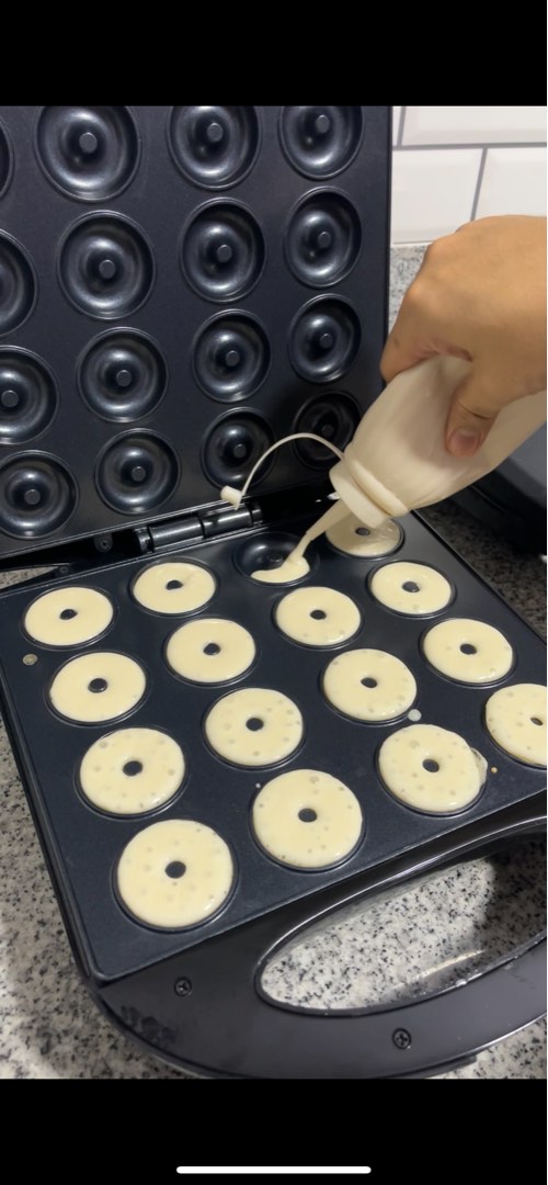 Mini donut maker, Food & Drinks, Homemade Bakes on Carousell