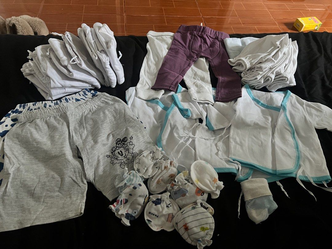 Newborn Clothes Baru baruan mittens pajama diaper short, Babies & Kids ...