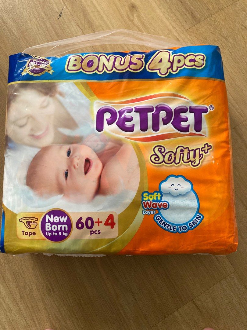 Newborn tape diaper petpet brand, Babies & Kids, Bathing & Changing, Diapers & Baby Wipes on ...