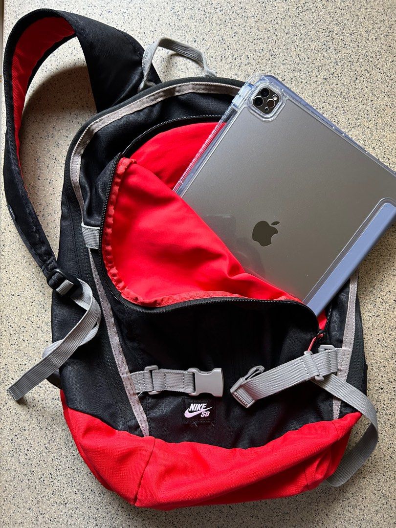 NIKE SB Bsck Pack, Men's Fashion, Bags, Backpacks on Carousell