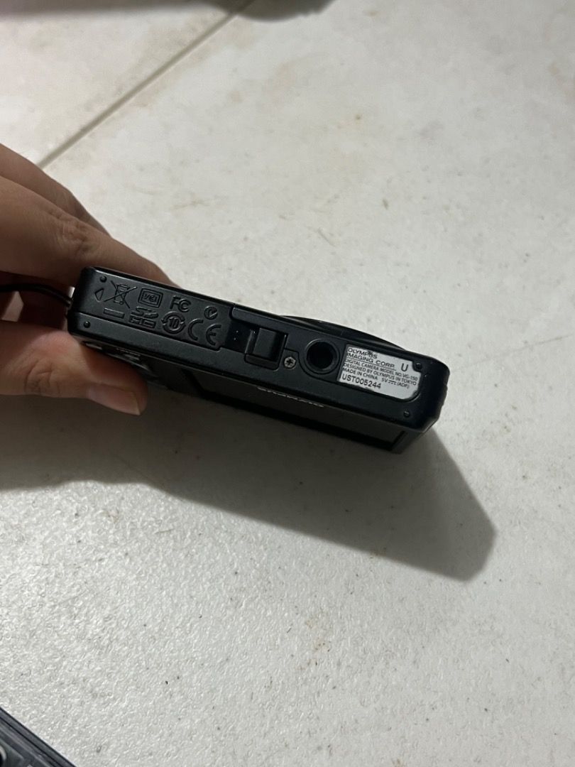 Olympus DigiCam Y2K, Photography, Cameras on Carousell