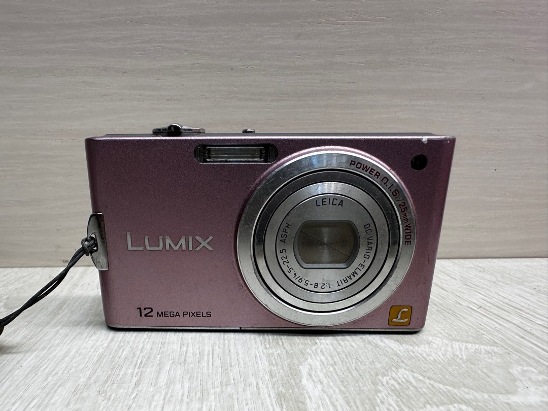 Panasonic LUMIX DMC-FX65數位相機 二手數位相機 二手零件機 無法使用 （零件機出售）, 相機攝影, 相機在旋轉拍賣