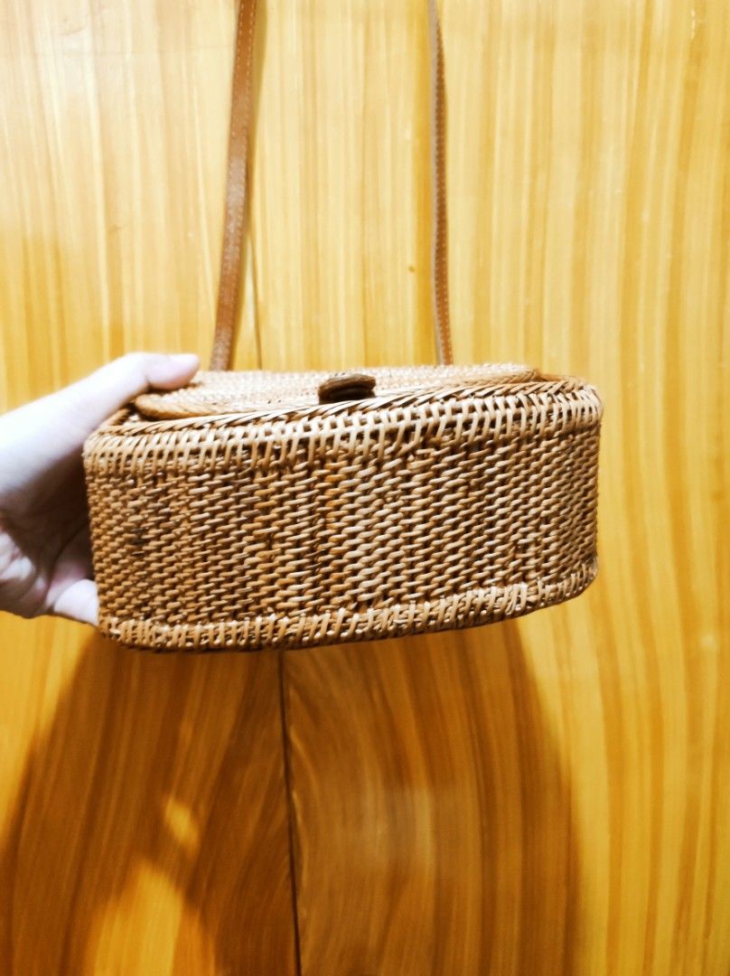 Rattan Crossbody Bag, Women's Fashion, Bags & Wallets, Cross-body Bags ...