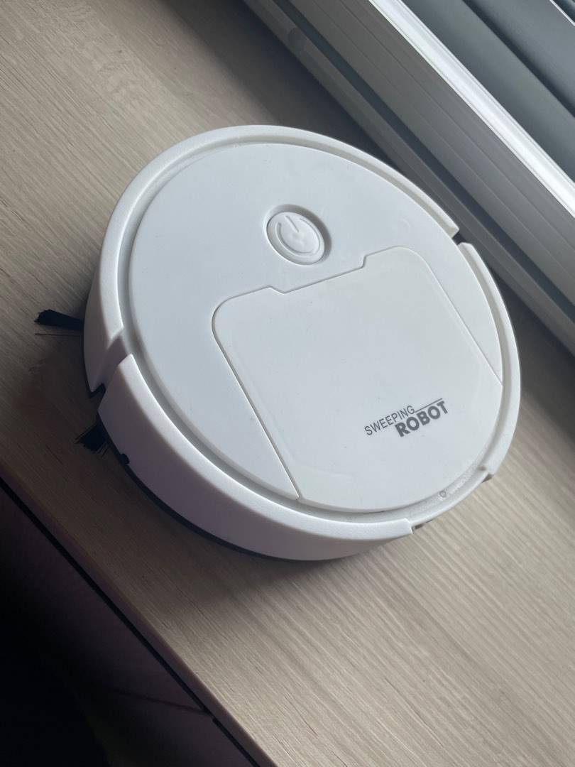 Robo vacuum small, TV & Home Appliances, Vacuum Cleaner & Housekeeping ...