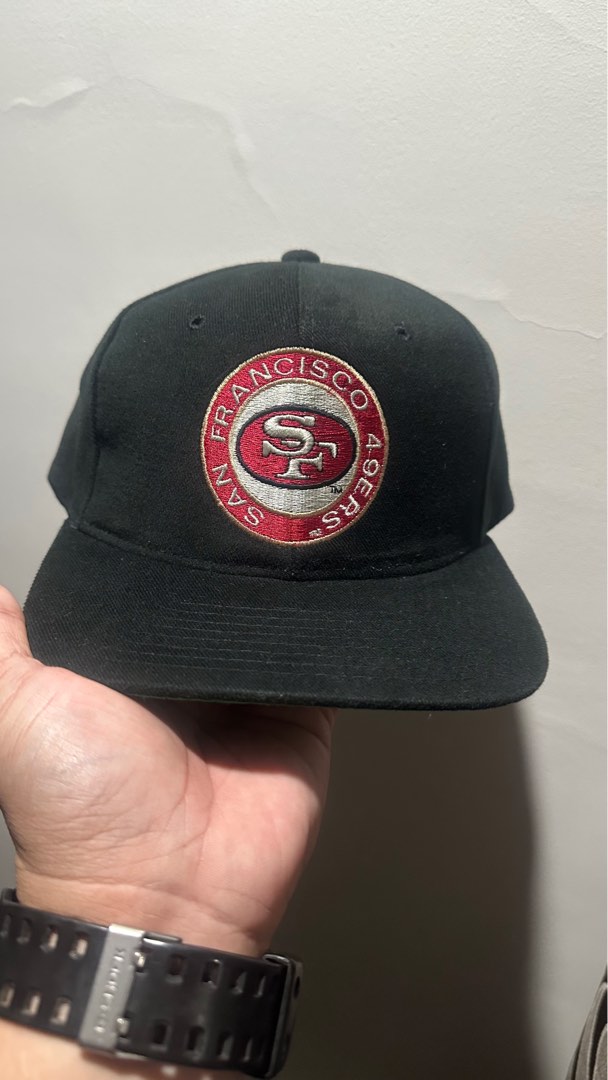 SAN FRANCISCO 49ers Round Logo, Men's Fashion, Watches & Accessories ...