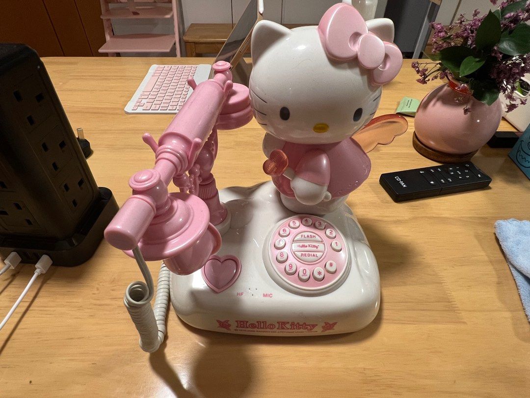 Sanrio Hello Kitty Collection Telephone, Hobbies & Toys, Toys & Games ...