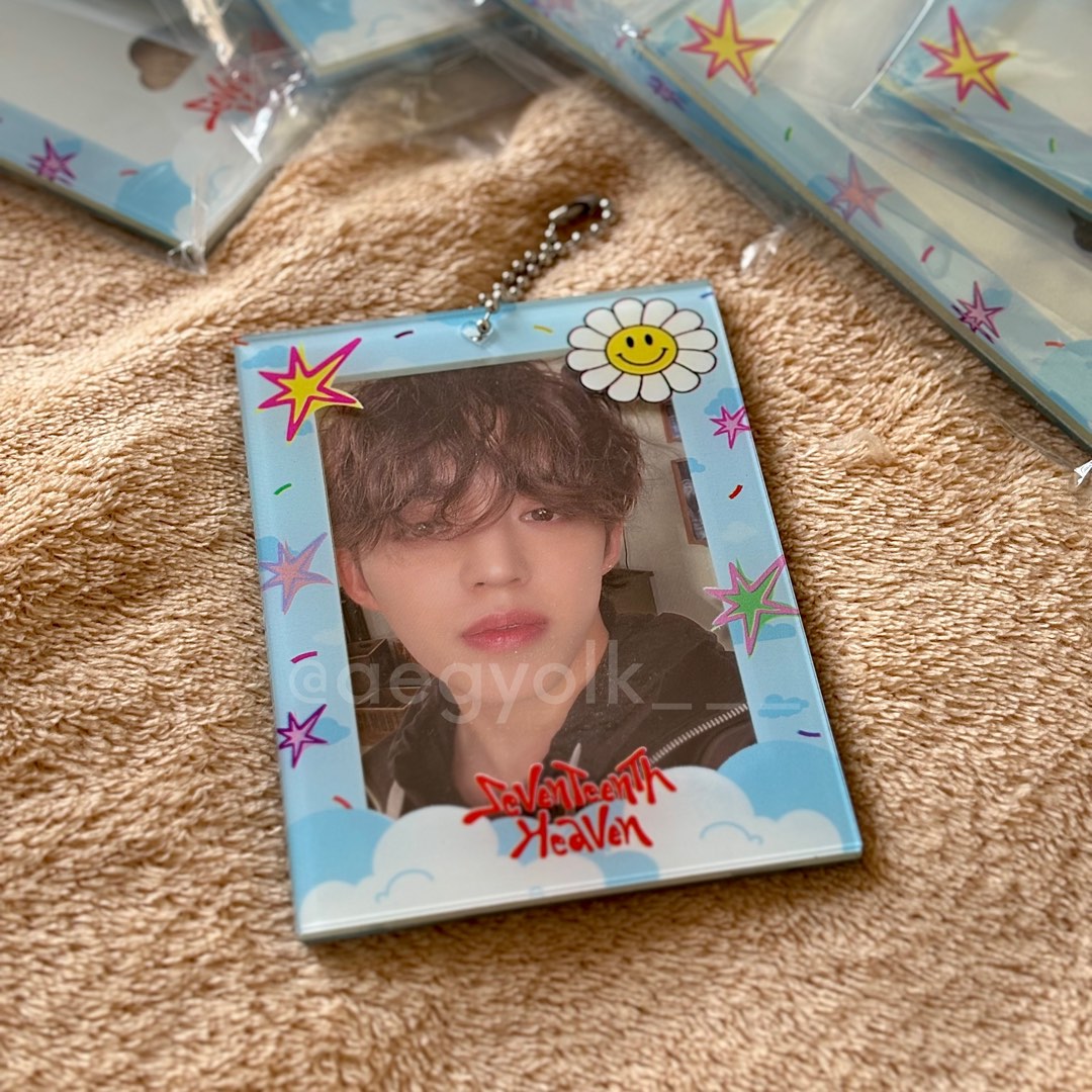 Seventeen PC Holder, Hobbies & Toys, Memorabilia & Collectibles, K-Wave on Carousell