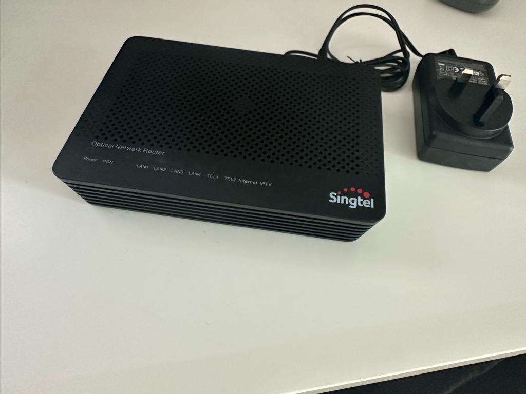 Singtel Optical Network Router, Computers & Tech, Parts & Accessories ...