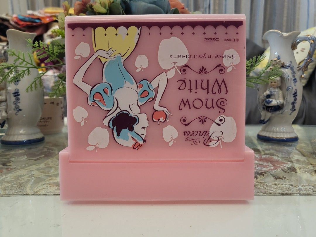 Disney Snow White Jewelry Box Organizer, Women's Fashion, Jewelry ...