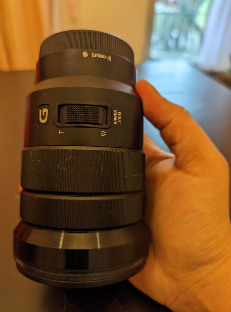 Sony 18-105mm F4, Photography, Lens & Kits on Carousell