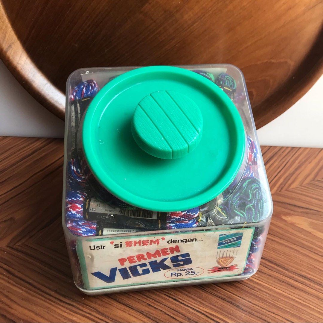 Toples Vintage indonesian Version Vicks candy vapour rub Candy ...