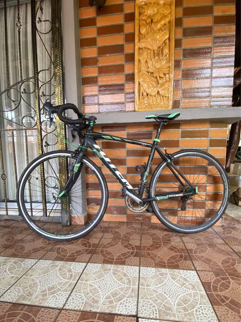 Totem road bike, Sports Equipment, Bicycles & Parts, Bicycles on Carousell
