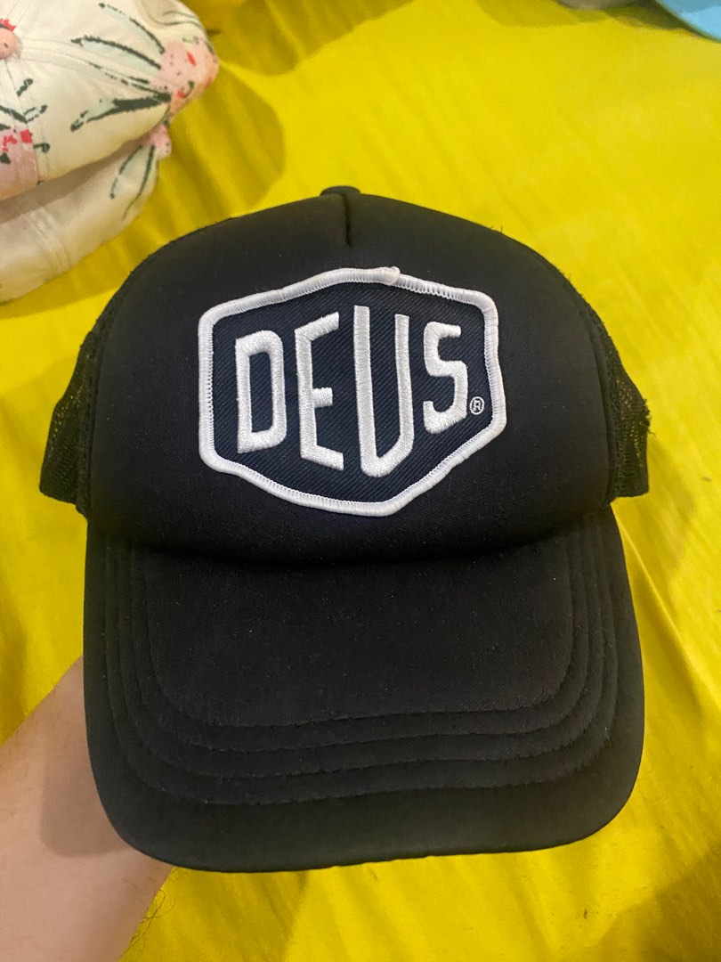 TRUCKER DEUS, Men's Fashion, Watches & Accessories, Cap & Hats on Carousell