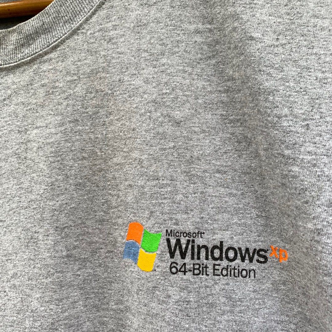 Tshirt Windows XP 64bit 2000s, Fesyen Pria, Pakaian , Atasan di Carousell