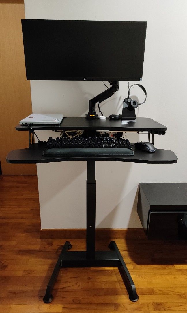 ULTI Standing workstation Desk, Computers & Tech, Parts & Accessories ...