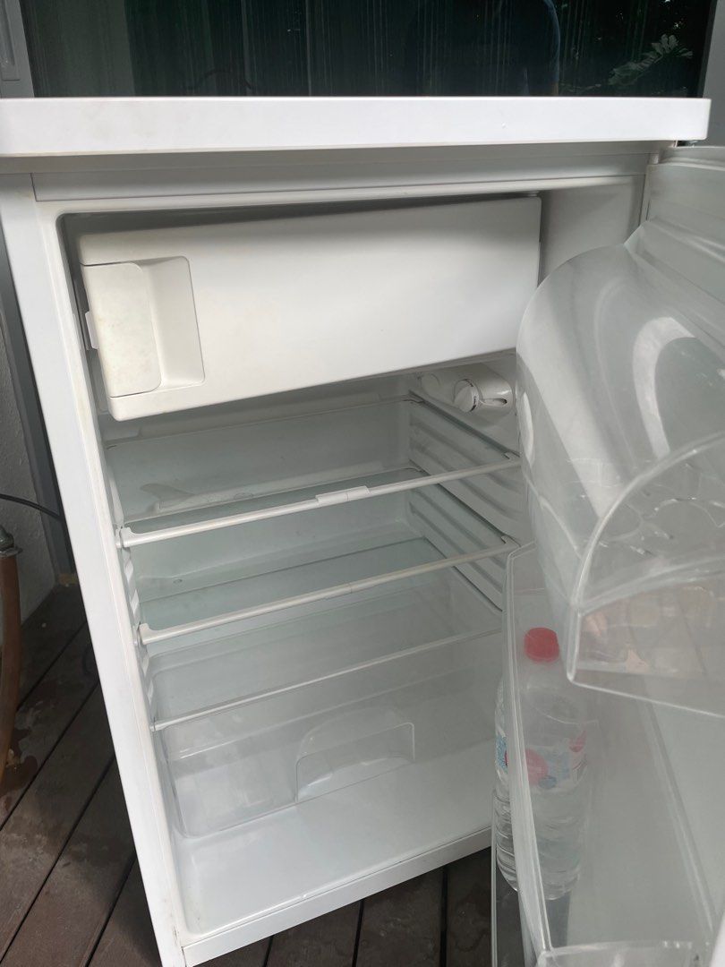 Westinghouse Fridge 115L, TV & Home Appliances, Kitchen Appliances ...