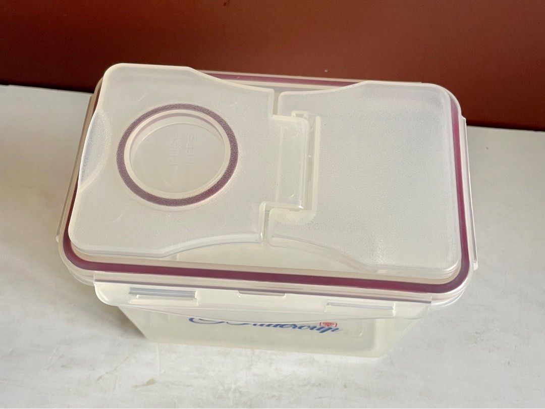 Airtight lock & lock plastic container with Round opening on top ...