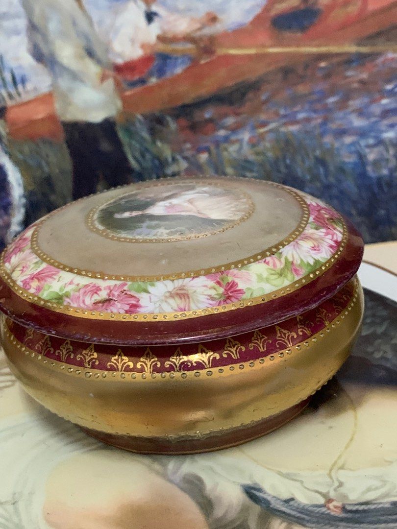 ANTIQUE CIRCA 1800S VICTORIAN PORCELAIN PORTRAIT TRINKET BOX HAND ...