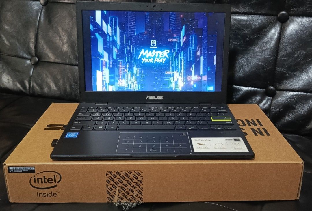 ASUS Notebook (E210 MA), Computers & Tech, Laptops & Notebooks on Carousell