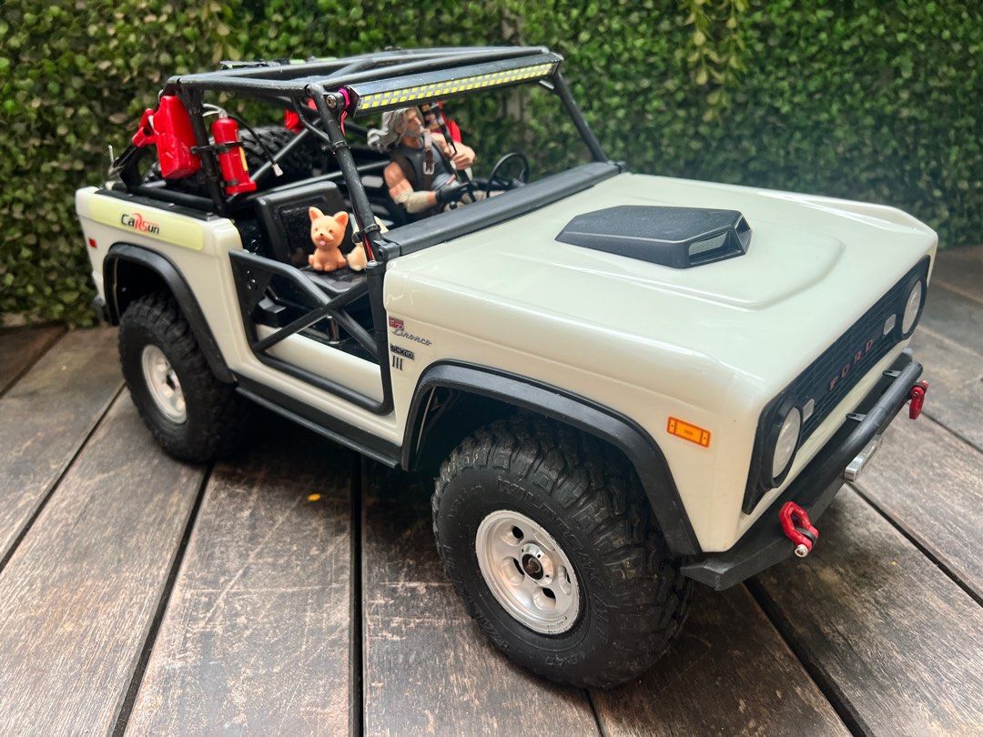 Axial SCX10III Bronco Jeep, Hobbies & Toys, Toys & Games on Carousell