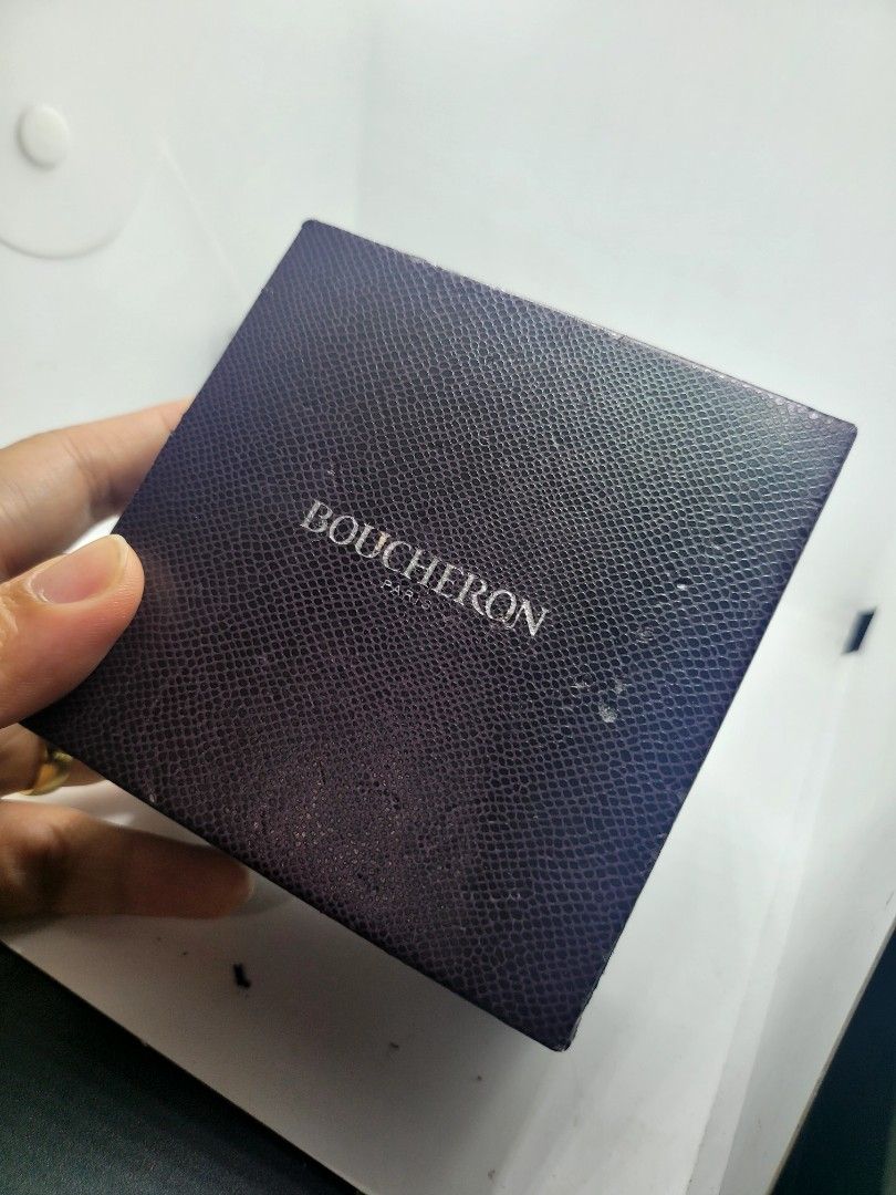 Boucheron Velvet Box and Booklets, Women's Fashion, Jewelry ...