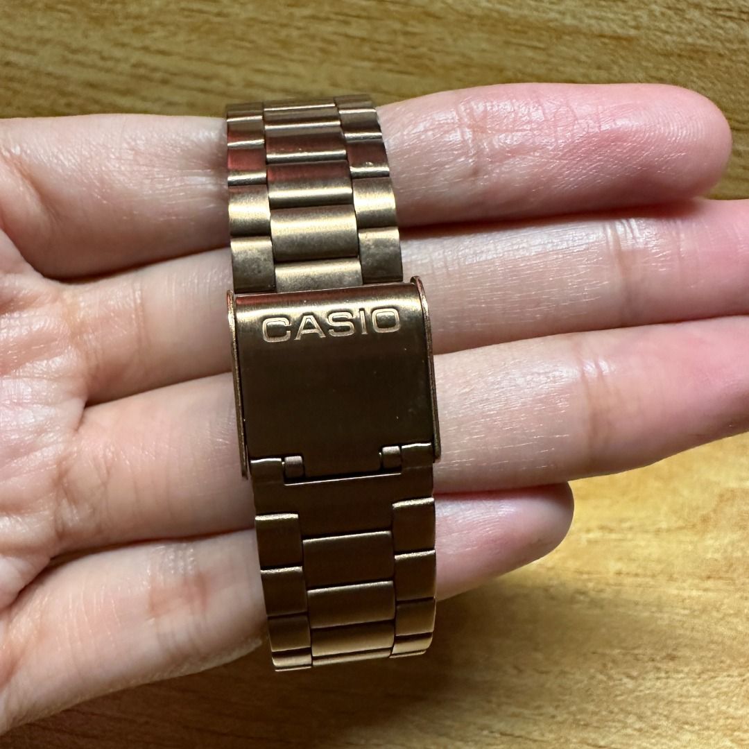 CASIO B640W Original Vintage Rose Gold, Women's Fashion, Watches ...