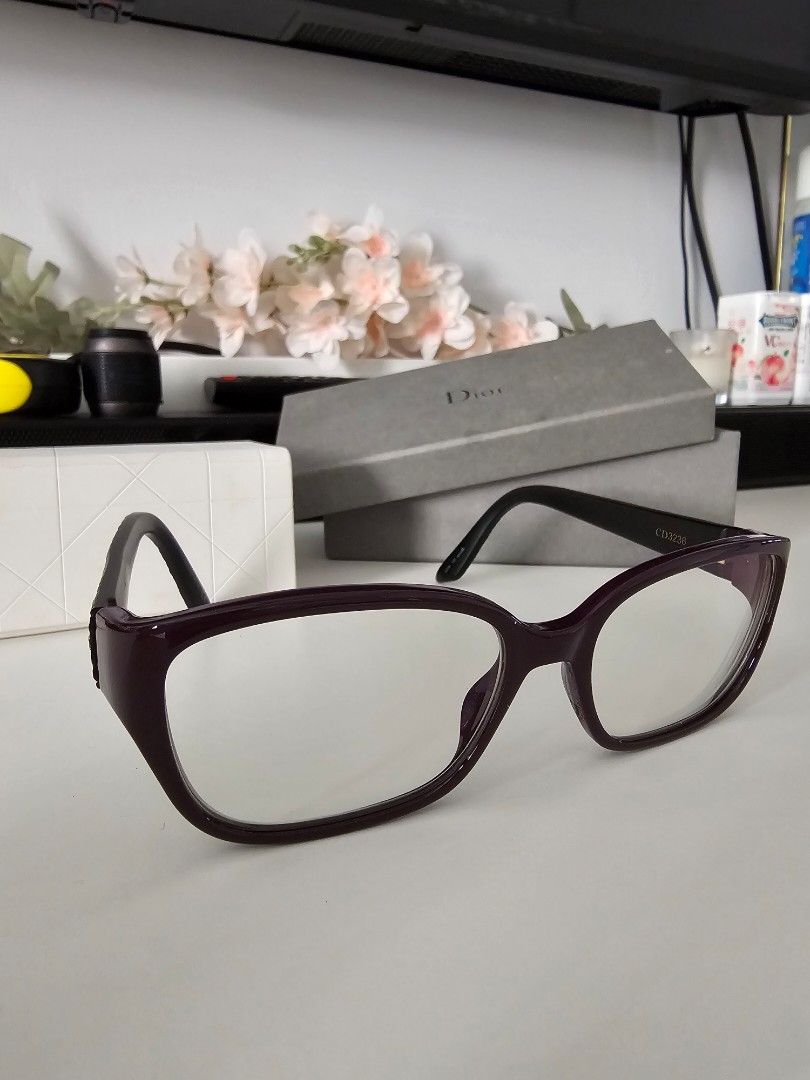 CD glasses, Women's Fashion, Watches & Accessories, Sunglasses ...