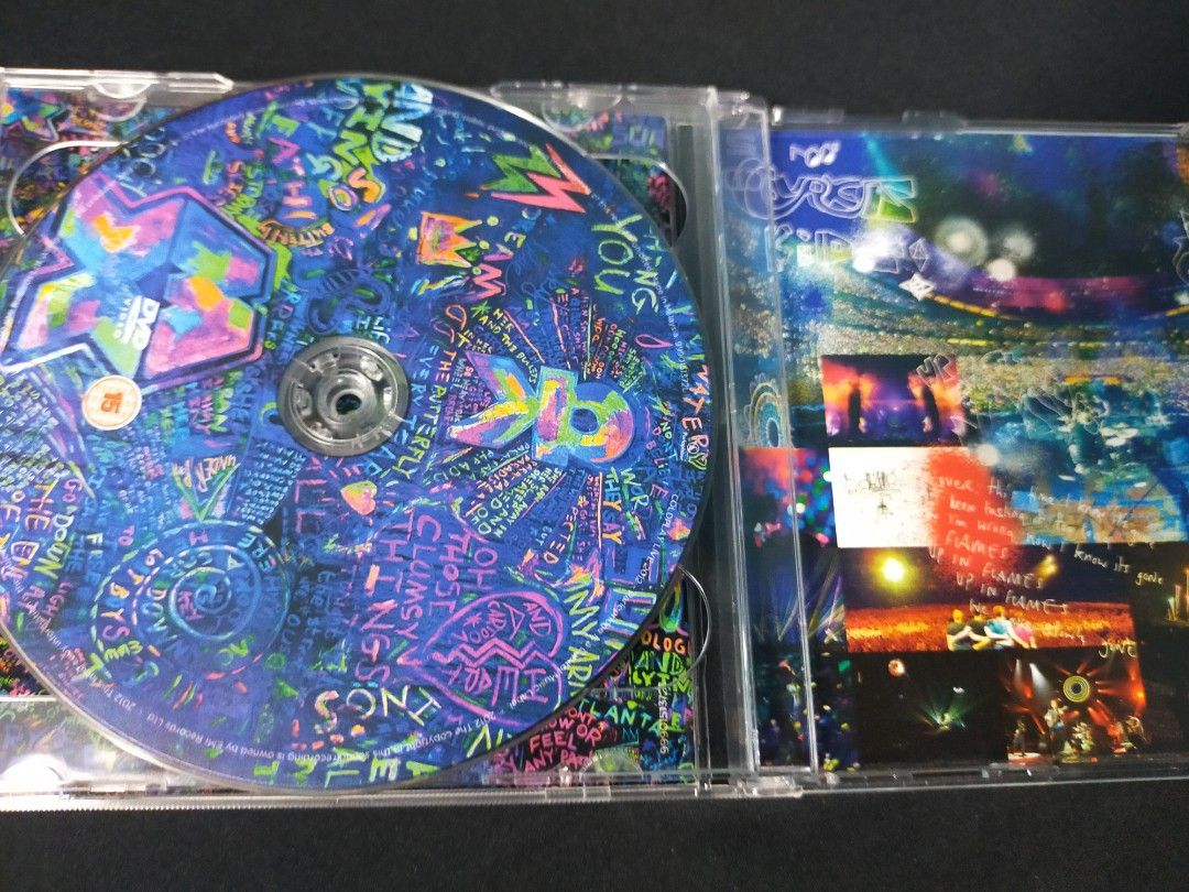 Coldplay - Live 2012 CD+DVD, Hobbies & Toys, Music & Media, CDs & DVDs on Carousell